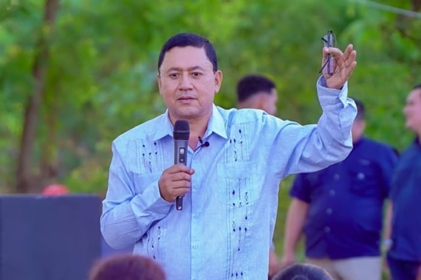 Exalcalde Will Salgado enfrenta demanda por difamación, piden $3 ...
